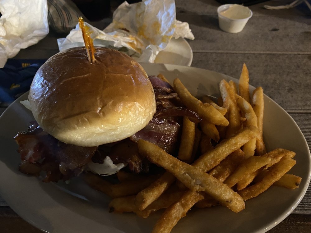 NATTY OAKS PUB & EATERY - 92 Photos & 80 Reviews - 11505 W National Ave ...