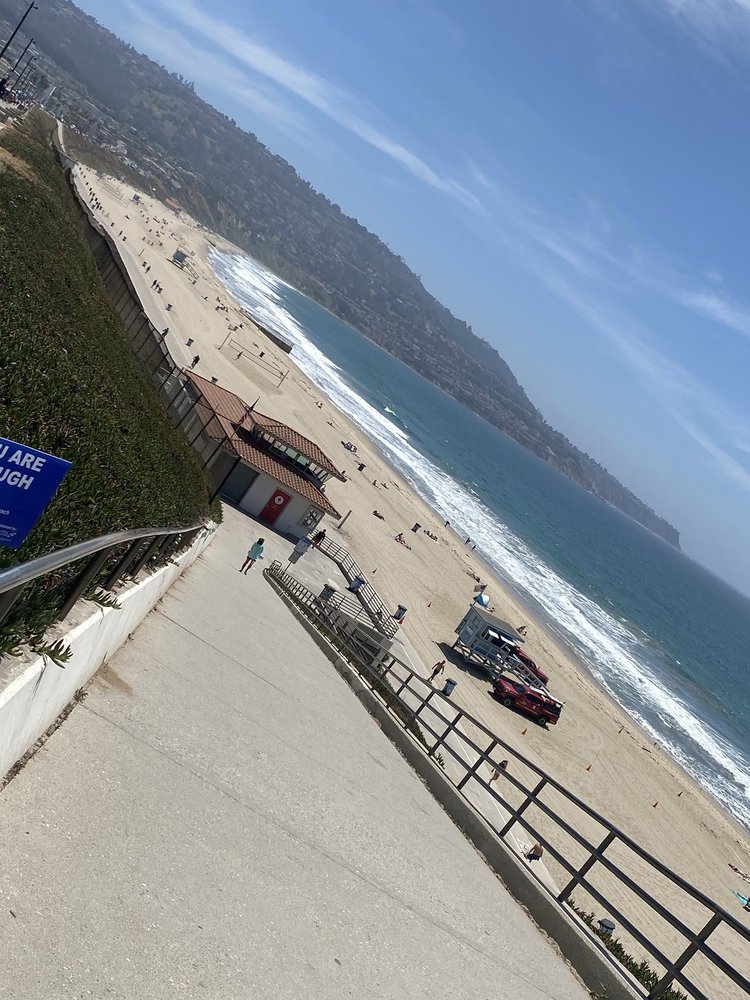 TOPAZ BEACH - Updated October 2025 - 57 Photos - Topaz St, Redondo ...