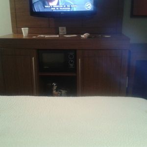 STUDIO INN & SUITES - 55 Photos & 73 Reviews - Hotels - 12340 Lakewood ...