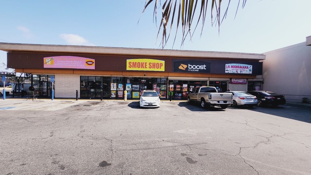 HAWTHORNE SMOKE SHOP - Updated December 2025 - 33 Photos - 10823 ...