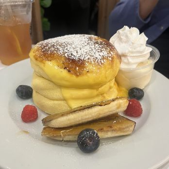 FLUFFY FLUFFY DESSERT CAFE - Updated April 2024 - 252 Photos & 121 ...
