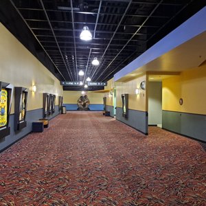 AMC DINE-IN EASTON TOWN CENTER 30 - Updated May 2025 - 165 Photos & 348 ...
