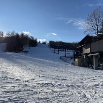 TITUS MOUNTAIN FAMILY SKI CENTER - Updated June 2026 - 12 Photos & 13 ...