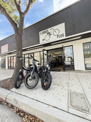 E BIKES PLUG - Updated December 2025 - 22 Photos - 122 W Broadway ...