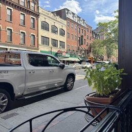 QUATTRO - Updated January 2026 - 587 Photos & 668 Reviews - 264 Hanover ...