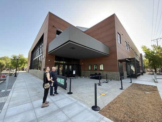 CHANNEL 24 - Updated October 2025 - 60 Photos & 39 Reviews - 1800 24th ...