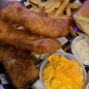 BAZINGA CLASSIC PUB & GRILLE - Updated December 2025 - 16 Photos & 21 ...