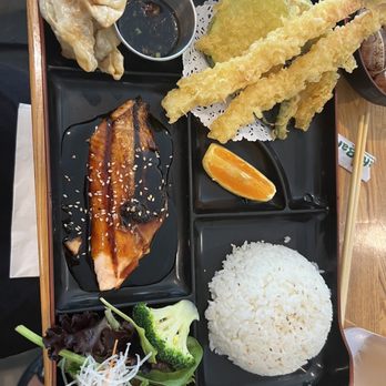 SHISO SUSHI BAR - Updated February 2025 - 380 Photos & 160 Reviews ...