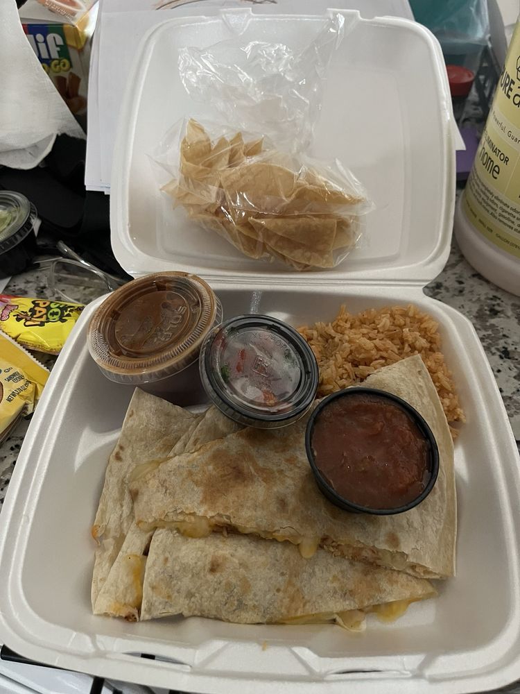 BULLRITOS - Updated December 2025 - 16 Photos & 34 Reviews - 4802 E Sam ...