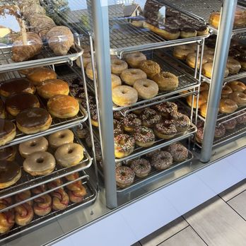 ROCKLIN DONUTS & CINNAMON - Updated July 2025 - 669 Photos & 649 ...