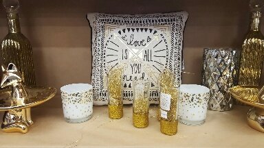 SAUGUS DRUGS & HALLMARK - Updated December 2025 - 25 Photos & 56 ...