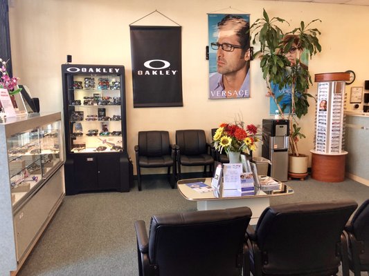 DRS BUI AND LE OPTOMETRY - Updated January 2026 - 33 Photos & 39 ...