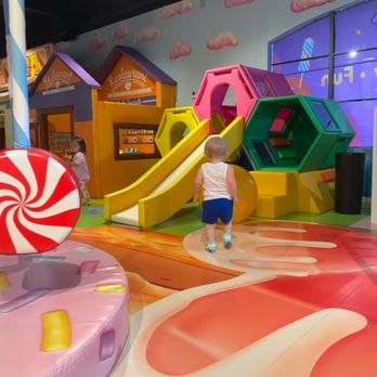 CANDY WONDERLAND - Updated July 2024 - 30 Photos & 13 Reviews - 14406 S ...