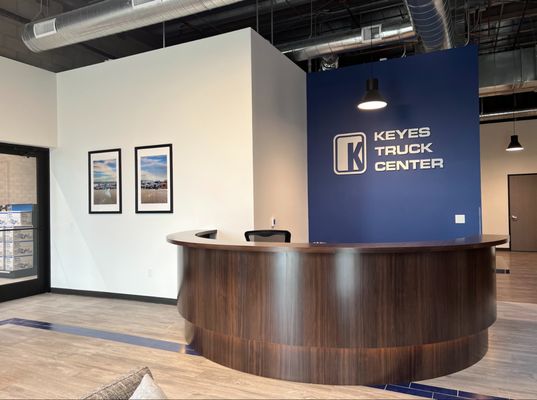 KEYES TRUCK CENTER - Updated October 2025 - 21 Photos - 4845 N Golden ...