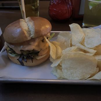 ROYCE - Updated June 2025 - 373 Photos & 262 Reviews - 115 Ridge St ...