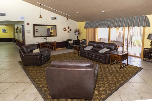 SUNWEST CHOICE HEALTHCARE & REHAB - Updated December 2025 - 27 Photos ...