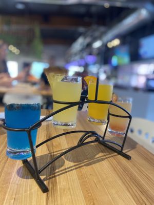 TOAST 101 - Updated July 2025 - 432 Photos & 391 Reviews - 4699 E ...