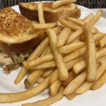 CAFÉ MILANO - Updated August 2024 - 1059 Photos & 585 Reviews - 2707 S ...