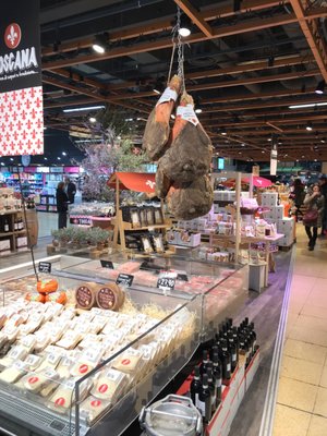 IPER LA GRANDE I - 22 Photos - Piazza Portello, Milano, Italy - Yelp