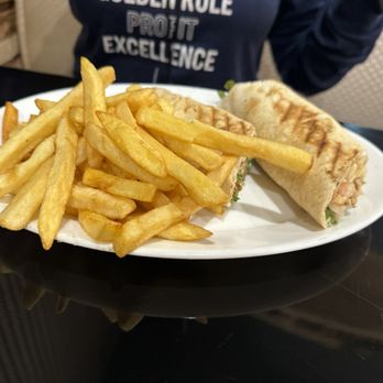 SHAWARMAZ - Updated October 2024 - 145 Photos & 68 Reviews - 14445 ...