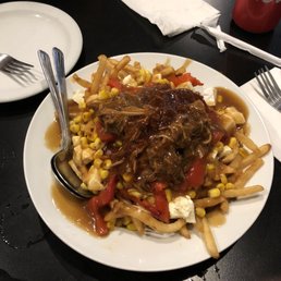 POUTINEVILLE - Updated January 2026 - 677 Photos & 648 Reviews - 1365 ...