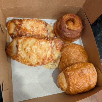 BOOSALIS BAKING - Updated December 2025 - 106 Photos & 108 Reviews ...