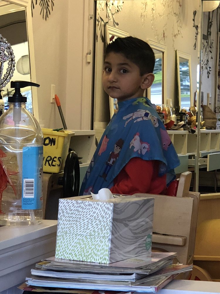 FUN KUTS - 32 Reviews - Hair Salons - 19410 36th Ave W, Lynnwood, WA ...