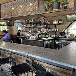 HOWELL’S KITCHEN AND BAR - Updated April 2026 - 519 Photos & 467 ...