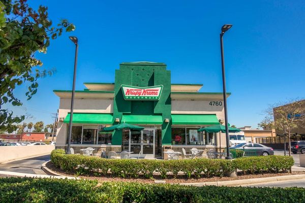 VONS CIRCLE CENTER - Updated December 2025 - 13 Photos - 1800-2000 ...