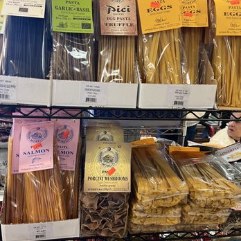 ROMANELLI’S ITALIAN DELI - Updated December 2025 - 516 Photos & 823 ...