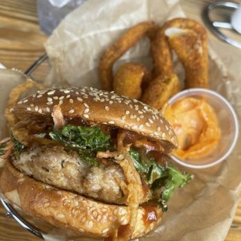 FARM BURGER - MIDTOWN ATLANTA - Updated July 2024 - 115 Photos & 108 ...