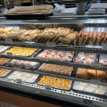 MORENO BAKERY - Updated November 2024 - 849 Photos & 780 Reviews - 737 ...