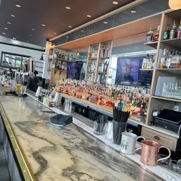 LOCH BAR - Updated March 2026 - 1194 Photos & 636 Reviews - 240 ...