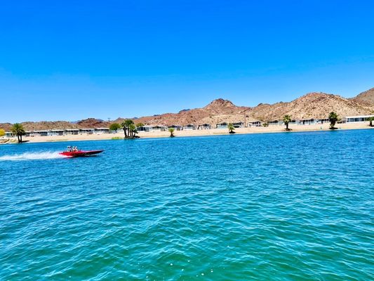 ROADRUNNER RESORT FLOATING DOCK BAR - Updated June 2024 - 23 Photos ...