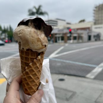 BACIO DI LATTE - Updated July 2025 - 234 Photos & 96 Reviews - 85 W ...