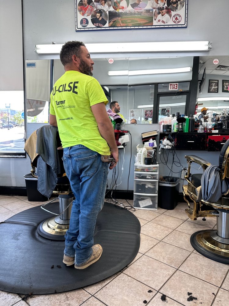 BLUE HILL BARBERS - Updated January 2026 - 19 Photos - 663 Warren St ...