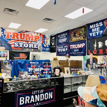 TRUMP STORE - Updated December 2025 - 15 Photos & 22 Reviews - 1304 ...