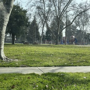 CRANE PARK - Updated September 2025 - 16 Photos - 1555 E Canal Dr ...