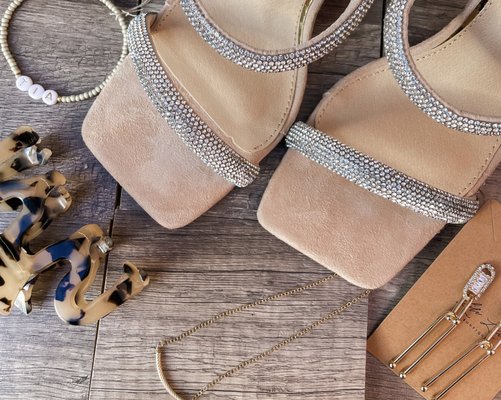 LILI LUXE BOUTIQUE - Updated May 2026 - 10 Photos - 1133 North H St ...