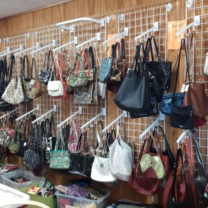 WALMART NEIGHBORHOOD MARKET - Updated August 2025 - 1630 Plant Ave ...