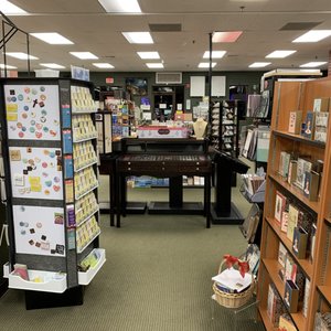THE PAPER STORE - Updated June 2025 - 213 Daniel Webster Hwy, Nashua ...