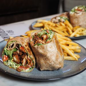 PROTEIN BAR & KITCHEN - 105 Photos & 416 Reviews - 235 S Franklin St ...