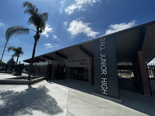 BALL JUNIOR HIGH SCHOOL - Updated January 2026 - 124 Photos - 1500 W ...