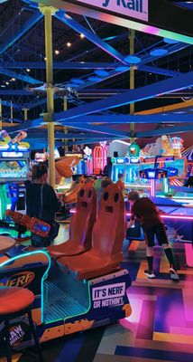 MAIN EVENT CHESTERFIELD - Updated January 2025 - 82 Photos & 68 Reviews ...