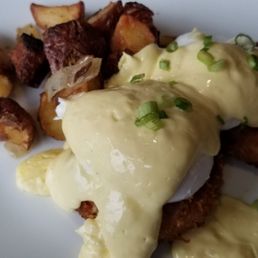 800 MAPLE - Updated October 2025 - 231 Photos & 222 Reviews - 800 Maple ...