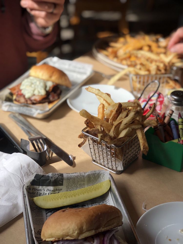 THE INN GASTROPUB & SMOKEHOUSE - 140 Photos & 162 Reviews - 8112 N M ...