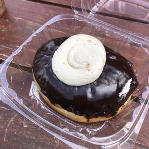 DESTINATION DONUTS - 250 Photos & 196 Reviews - Donuts - 3519 N High St ...
