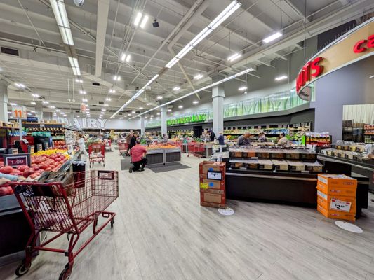 SUPER KING MARKET - Updated October 2025 - 303 Photos & 365 Reviews ...