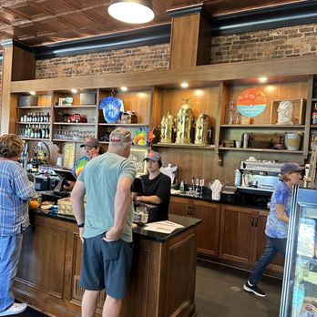 MADISON PRODUCE COMPANY - Updated December 2025 - 44 Photos & 60 ...