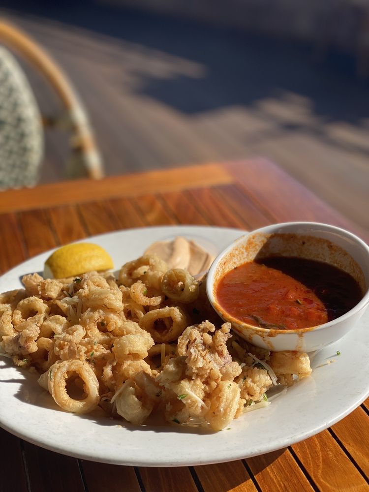 INLET SEAFOOD RESTAURANT - 535 Photos & 460 Reviews - 541 E Lake Dr ...